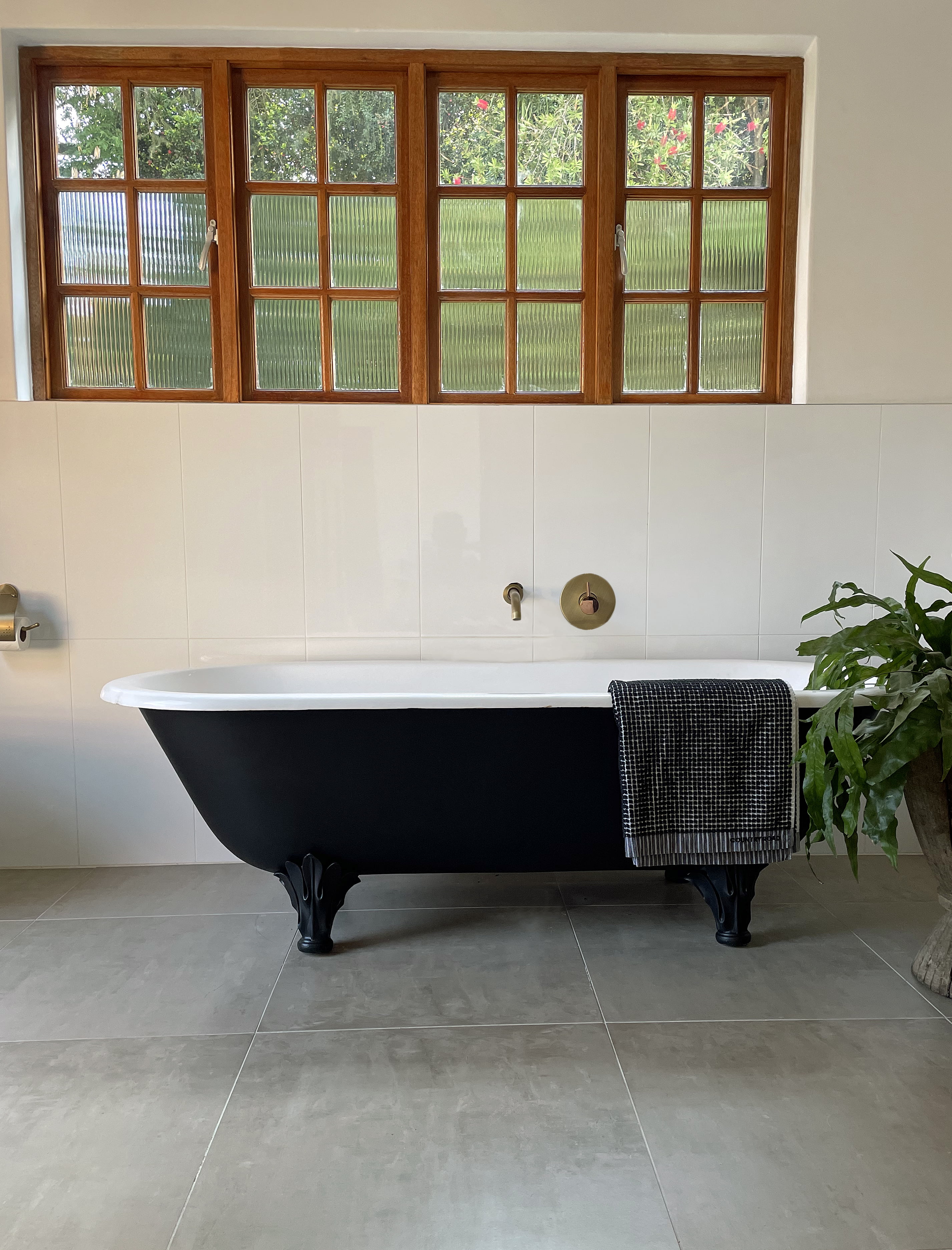 Nungari Bath – 2 Tone – ROSSCO